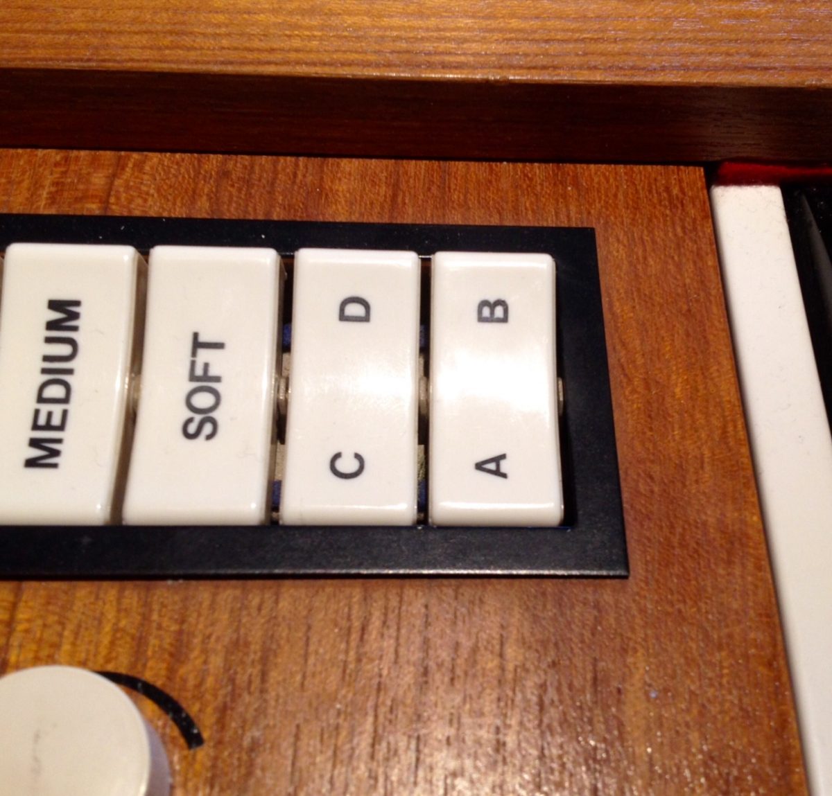 Clavinet D6 - Keyboard Waves