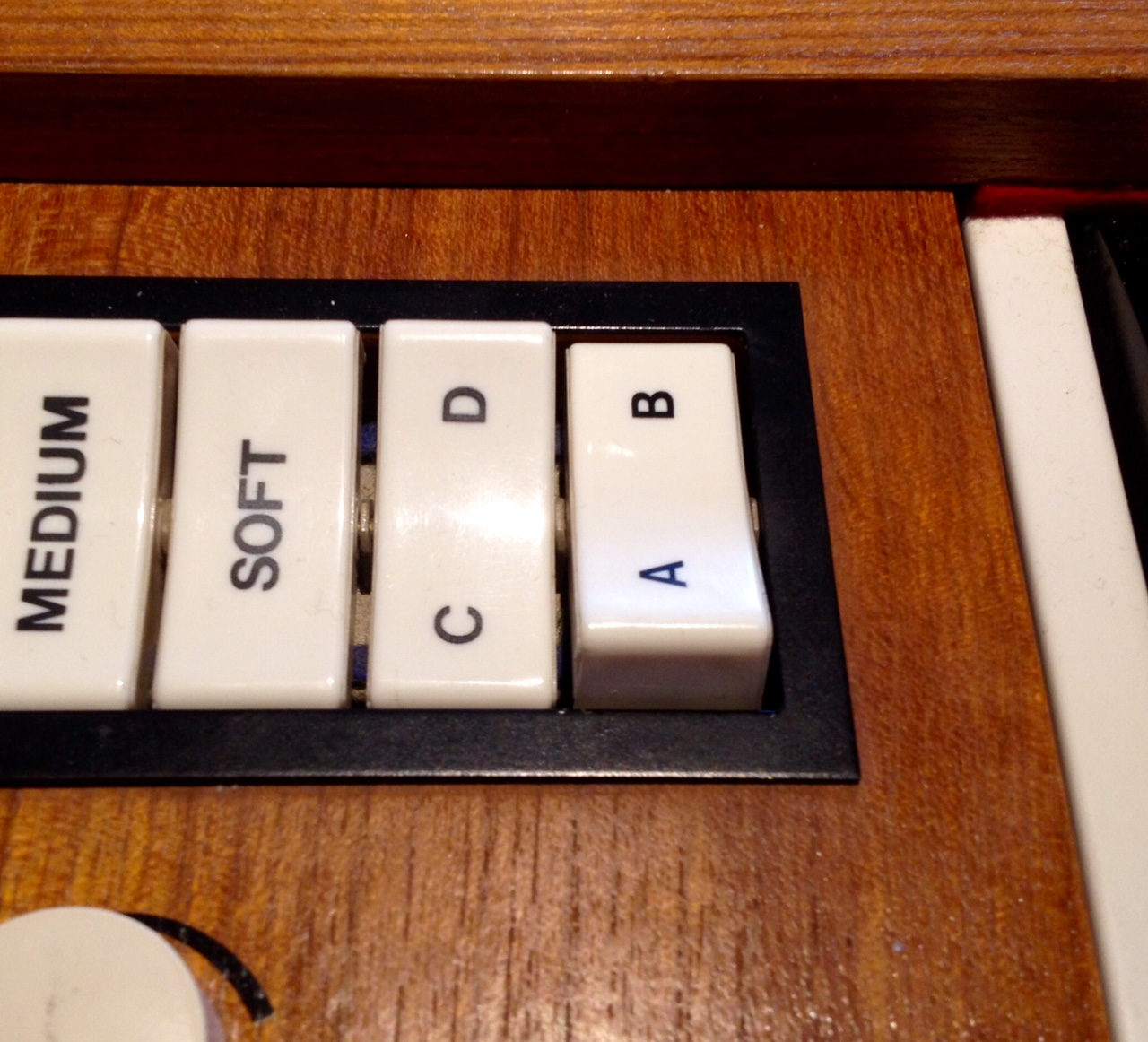 Clavinet D6 - Keyboard Waves